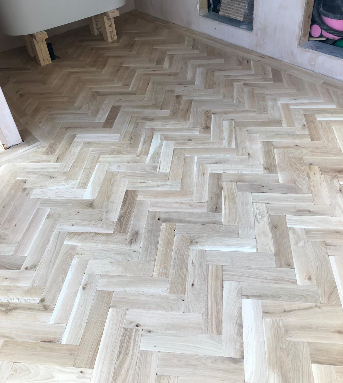 Case Study – Tumbled Rustic Oak Parquet Blocks – Brighton